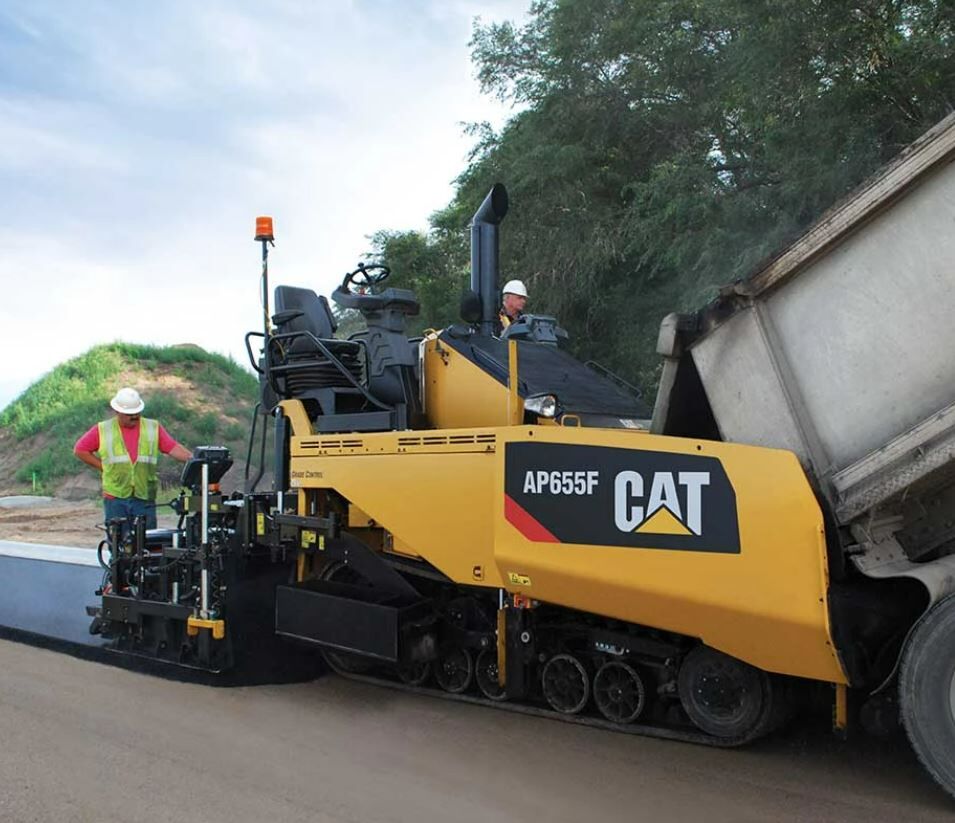 Асфальтоукладчик гусеничный Caterpillar CAT AP655 151 кВт 1300 т/ч ...